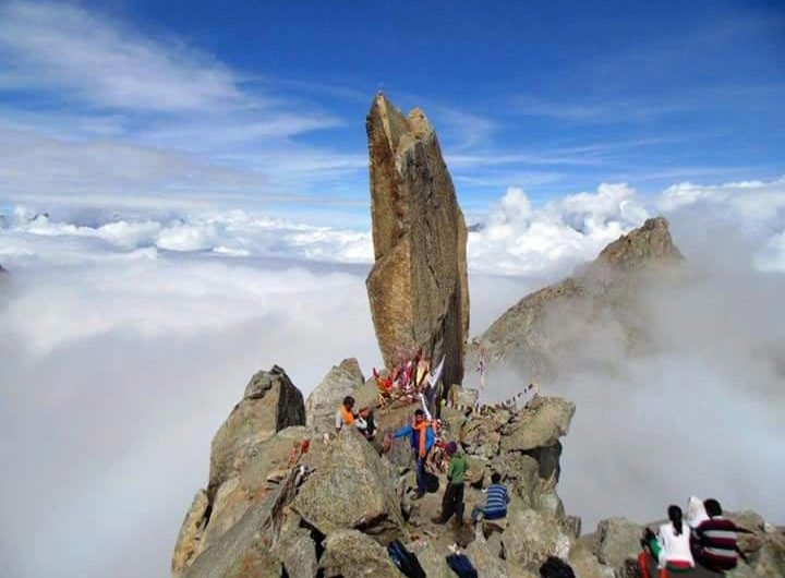 Kinner Kailash Trek | Travel and Explore