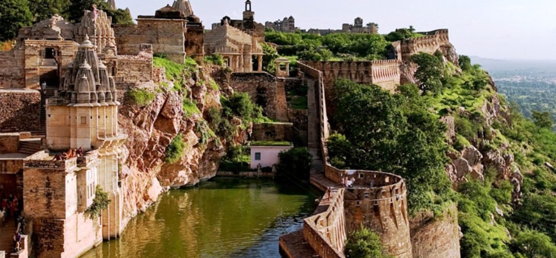 The largest fort of India- Chittorgarh | Travel and Explore